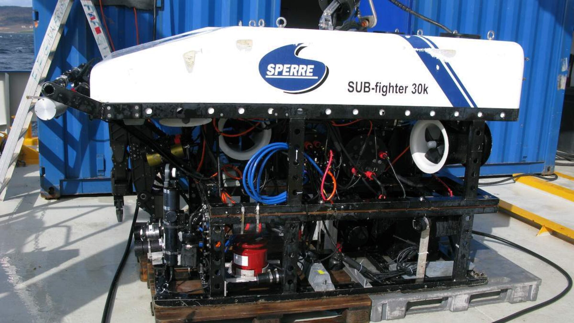 Nortek | A compact DVL for underwater survey equipment