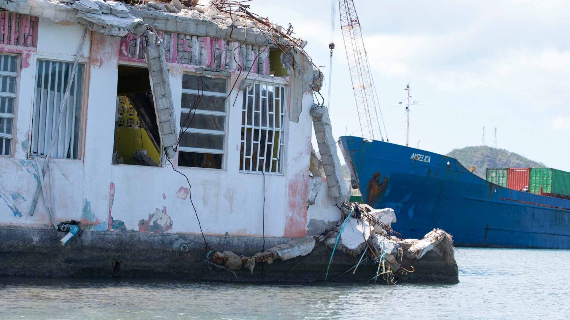 Nortek | Improving hurricane preparedness in Colombia with wave
