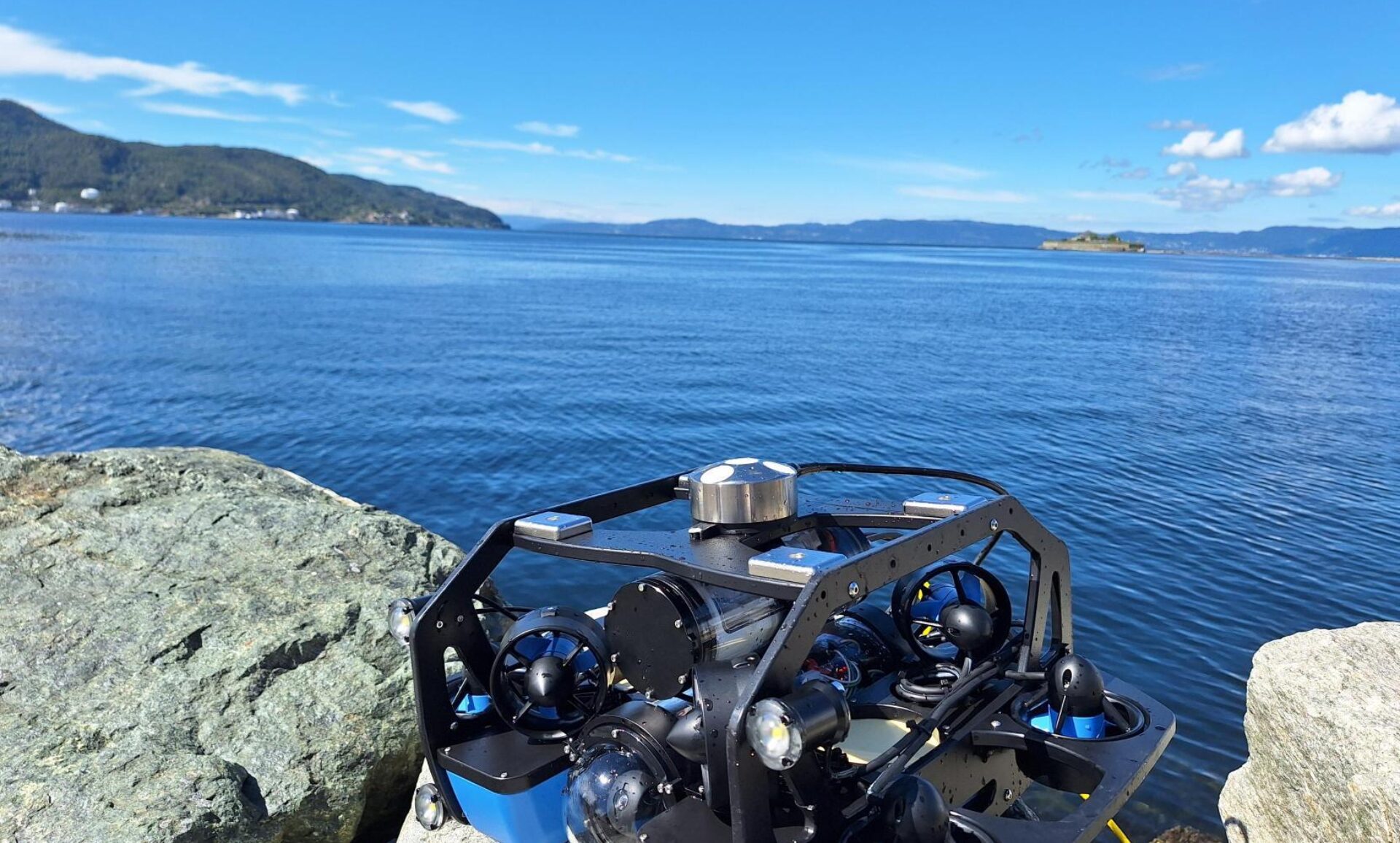 Nortek | Nucleus 1000 | Underwater navigation sensor package