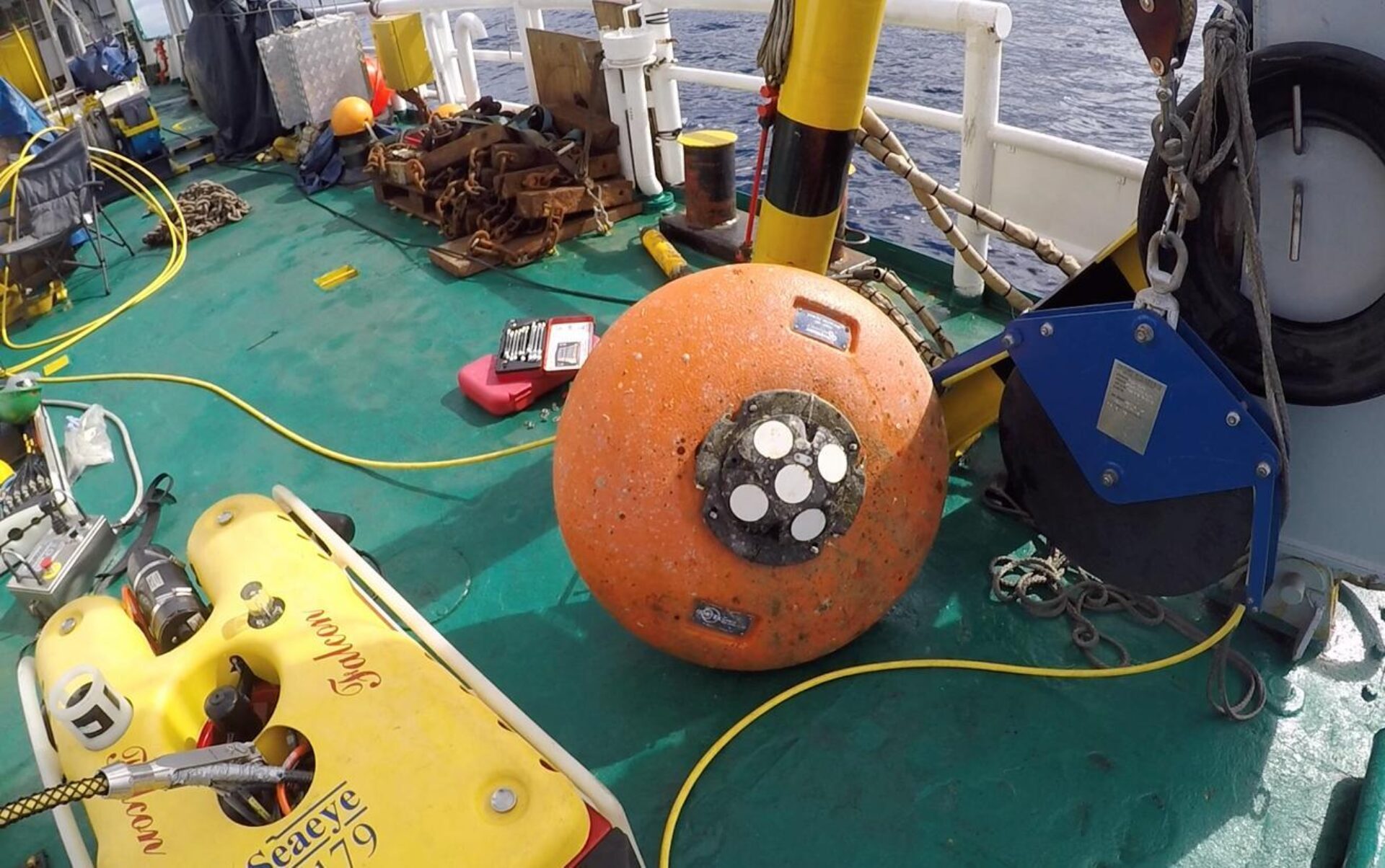 Nortek | Current profiling at a maritime biodiversity hotspot in the…